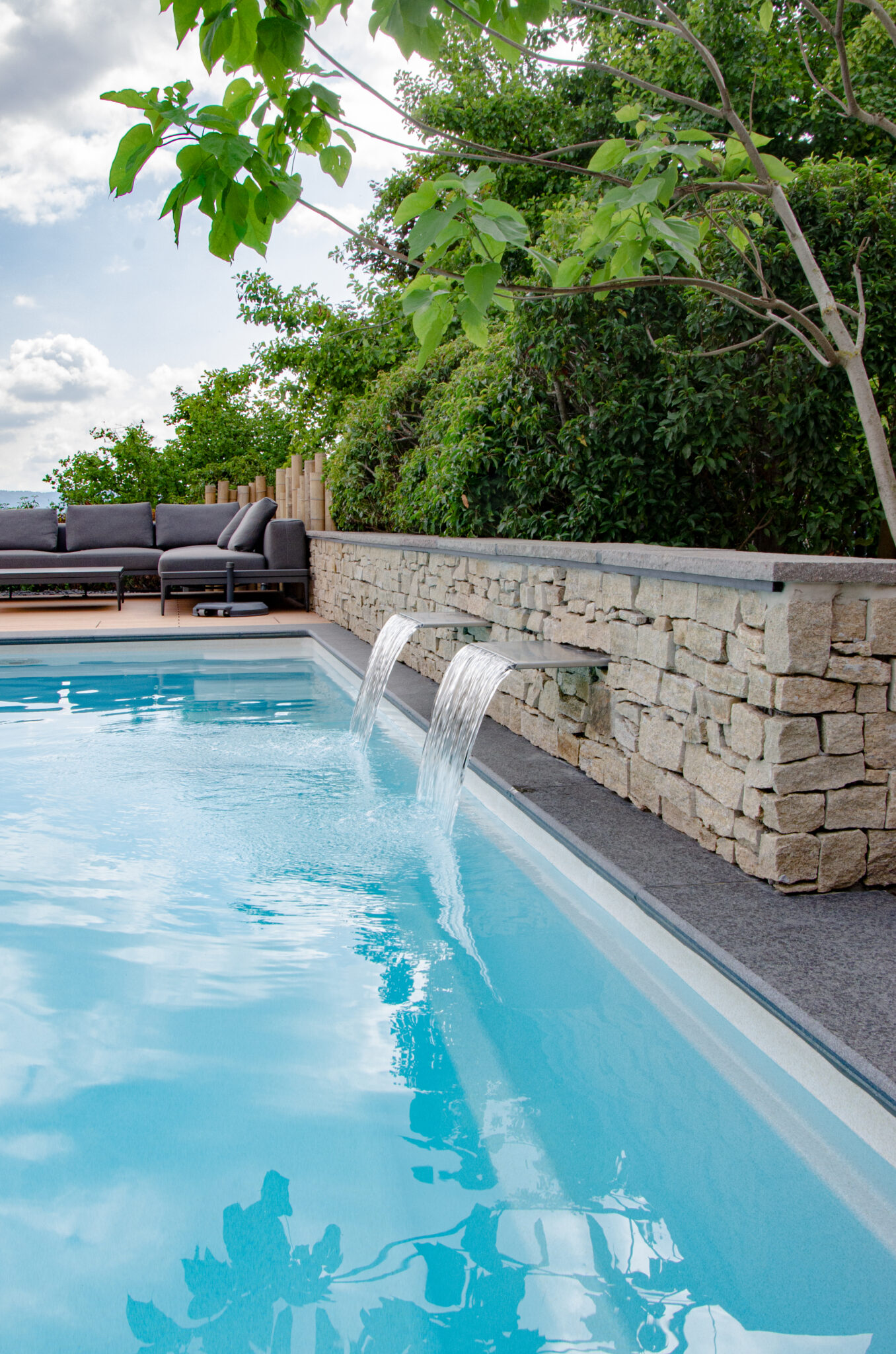 Vita Bad AG - Your style. Your pool.